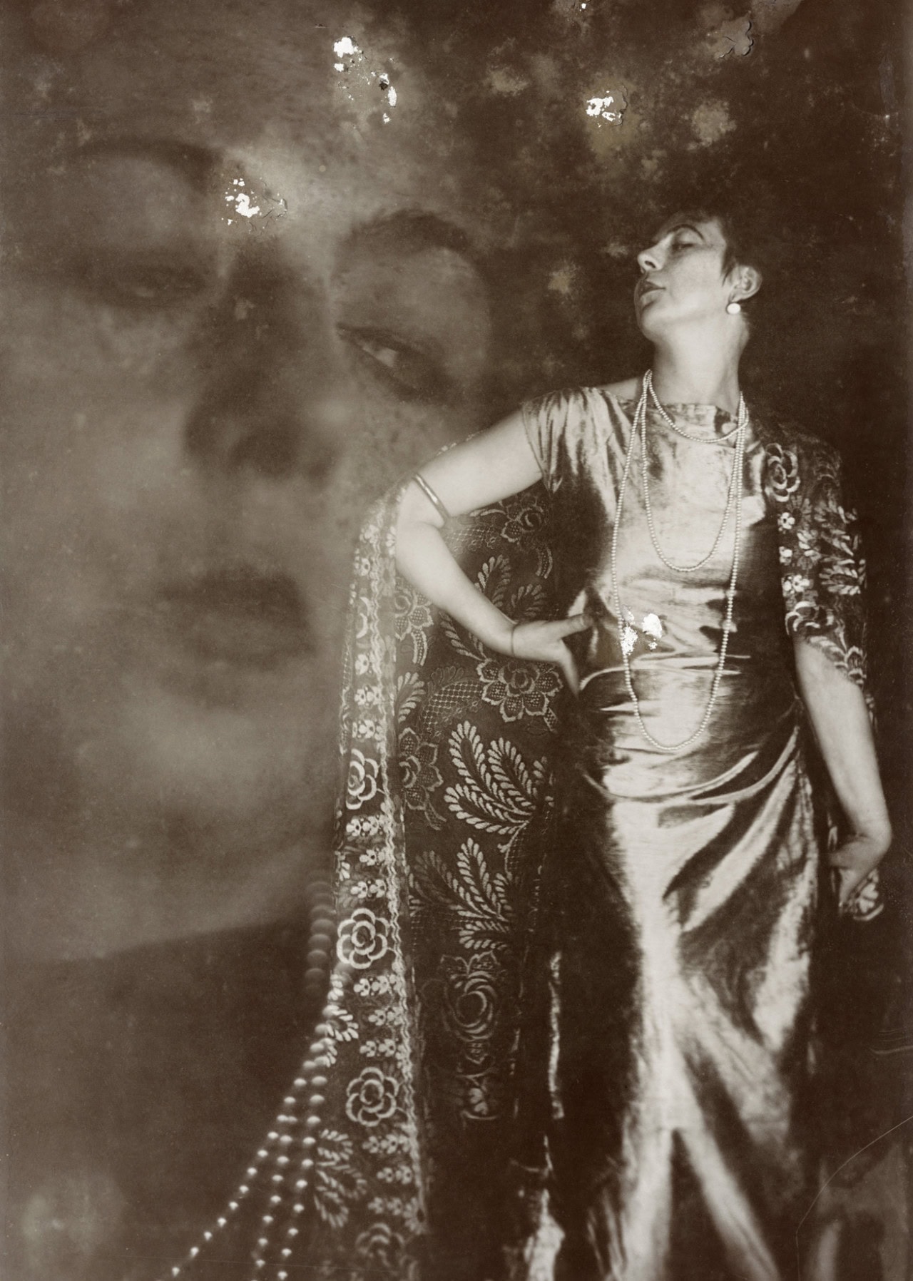 An Ode to Shadows: Berlin Exhibitions to See in August | The Columbist